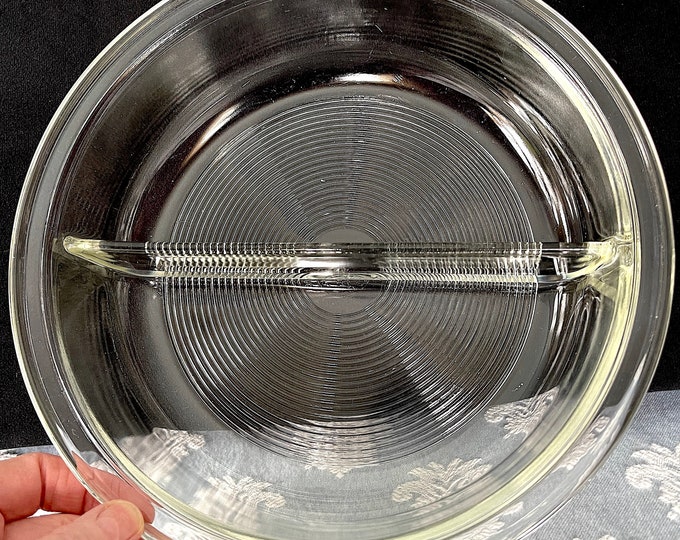 1920's PYREX Divided Casserole Bowl Dish, Concentric Circles on Bottom ...