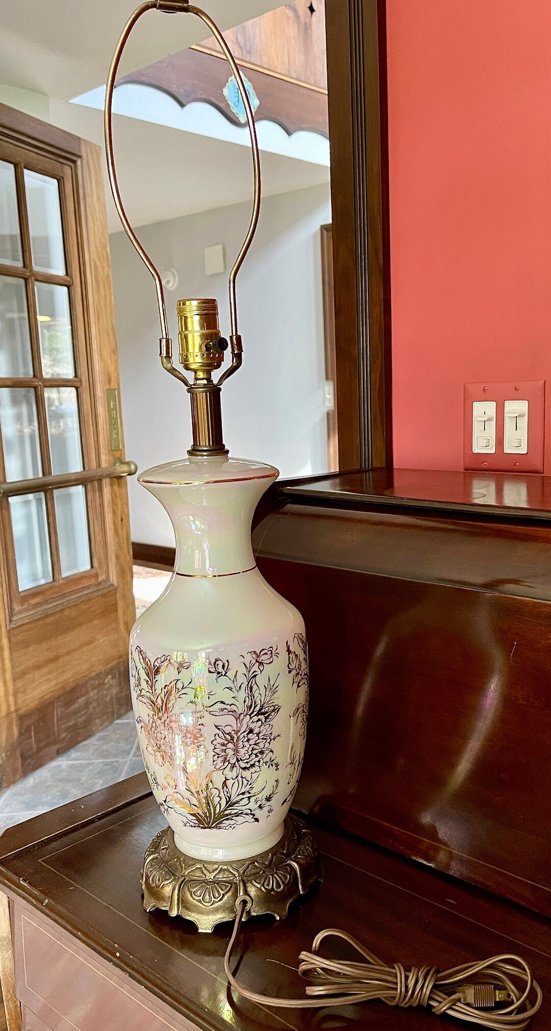 1940's-60's Accurate Casting Co Inc, Iridescent Milk Glass Lamp W Gold ...