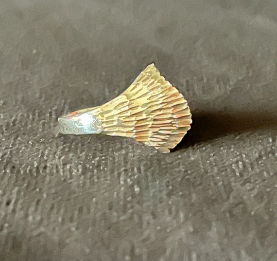 1980's MOD Tooled Sterling Abstract Ring, Artsy Curve… - Gem