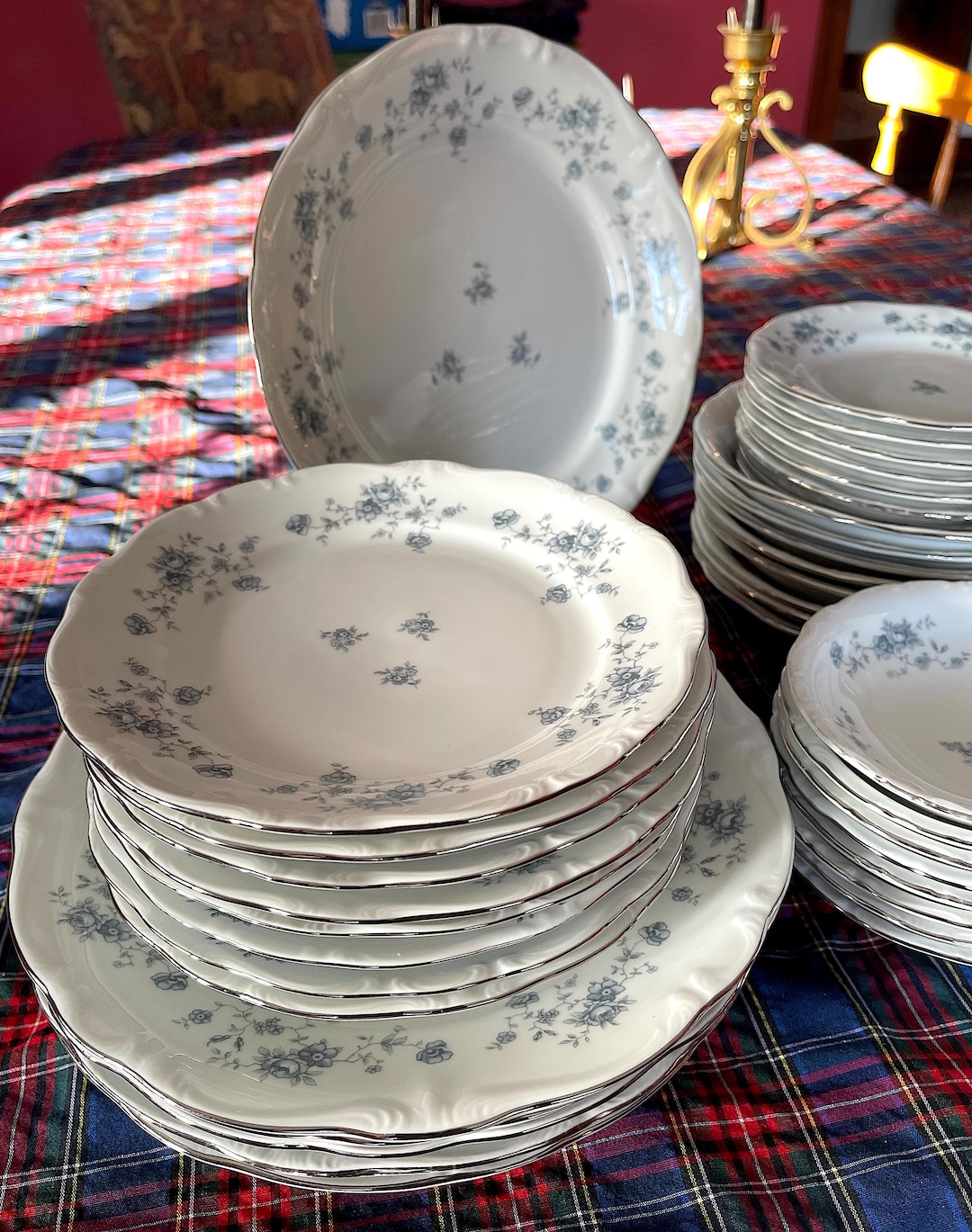 1974-1990 (open Stock)"blue Garland" Porcelain Dinner Salad Bnb Plates ...