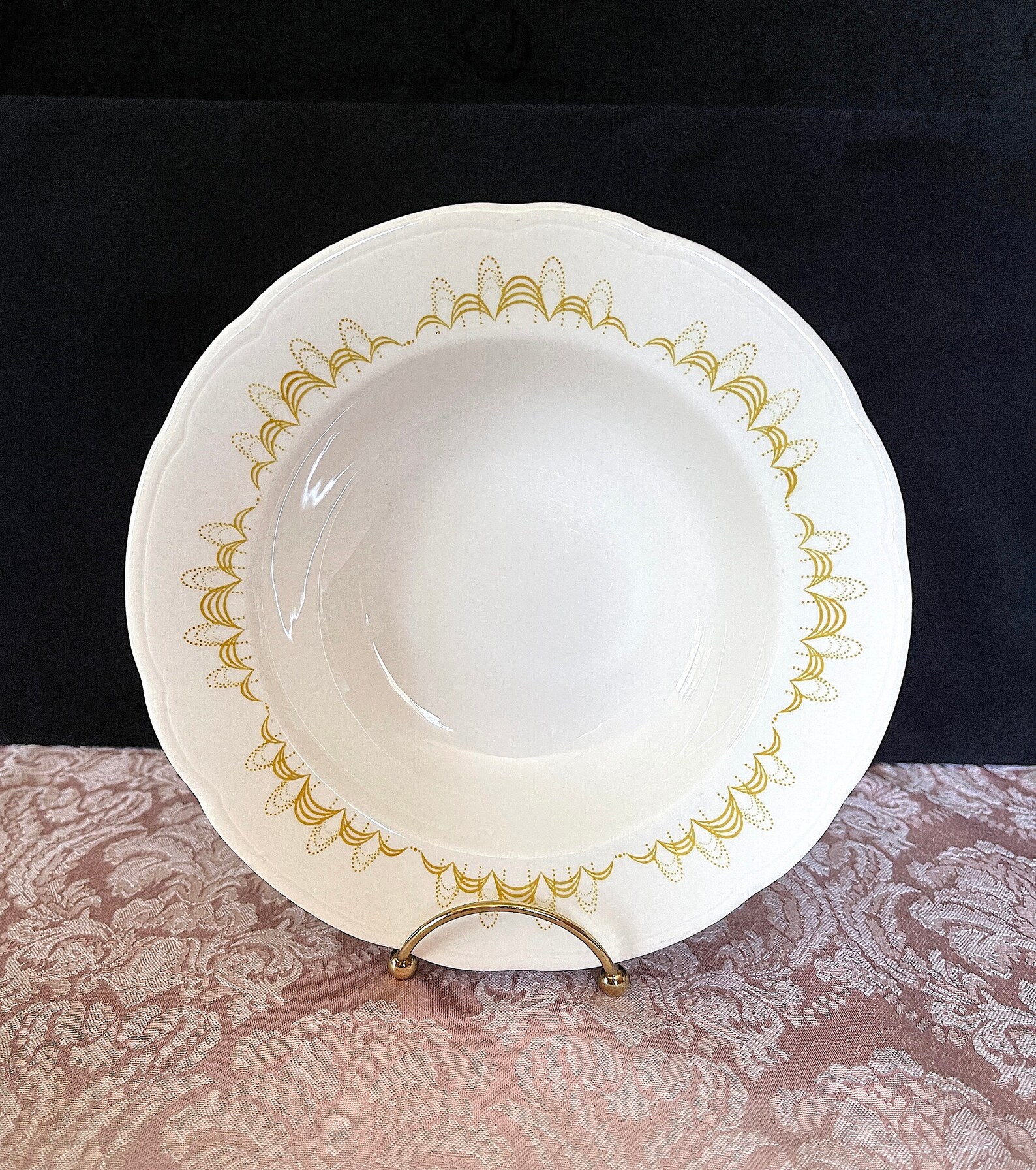 1956 - 1970's BUFFALO China, Mustard Loops Soup Coupe, Restaurant-ware ...
