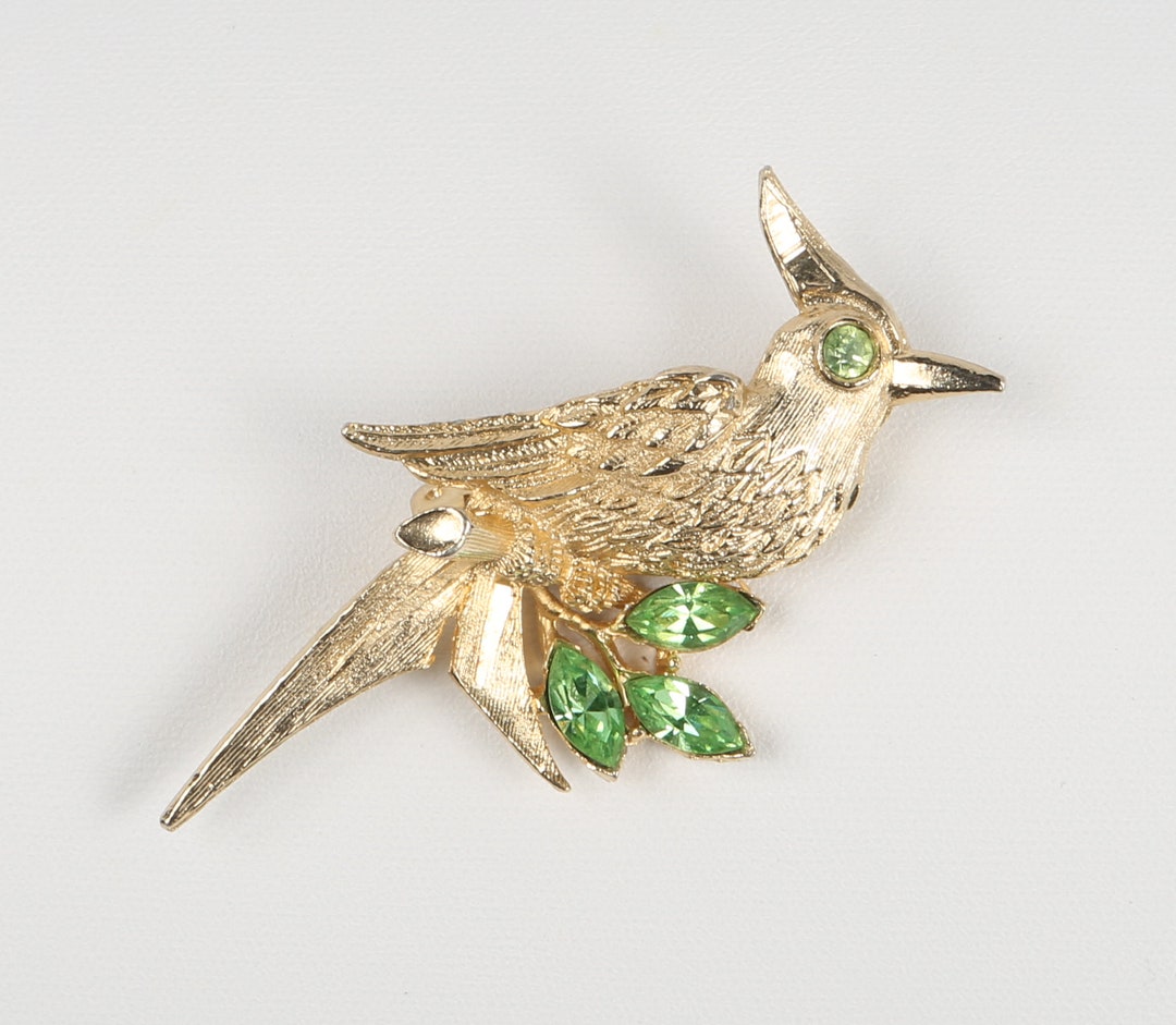 1990's Gold Cardinal Pin Gold Tone Textured Bird W Top Knot on Branch ...