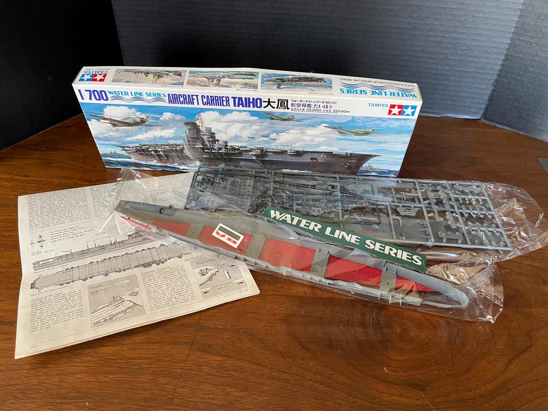 1980's-90's TAMIYA Ship Model "taiho" Aircraft Carrier Water Line ...