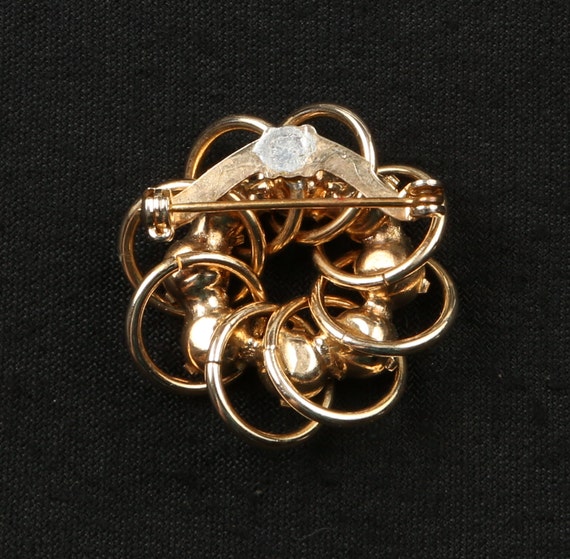 1960's Spiral Circle Pin Gold Tone Coil Encasing Pron… - Gem