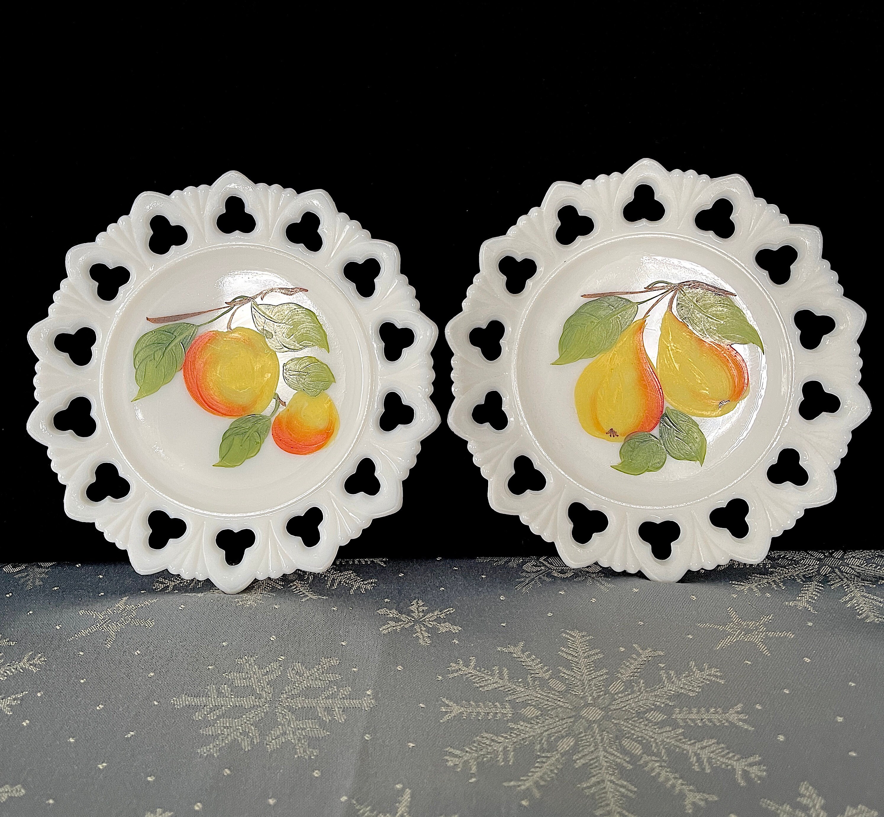 1940's Kemple 2 Milk Glass Gay Fad Plates 7 1 | Etsy