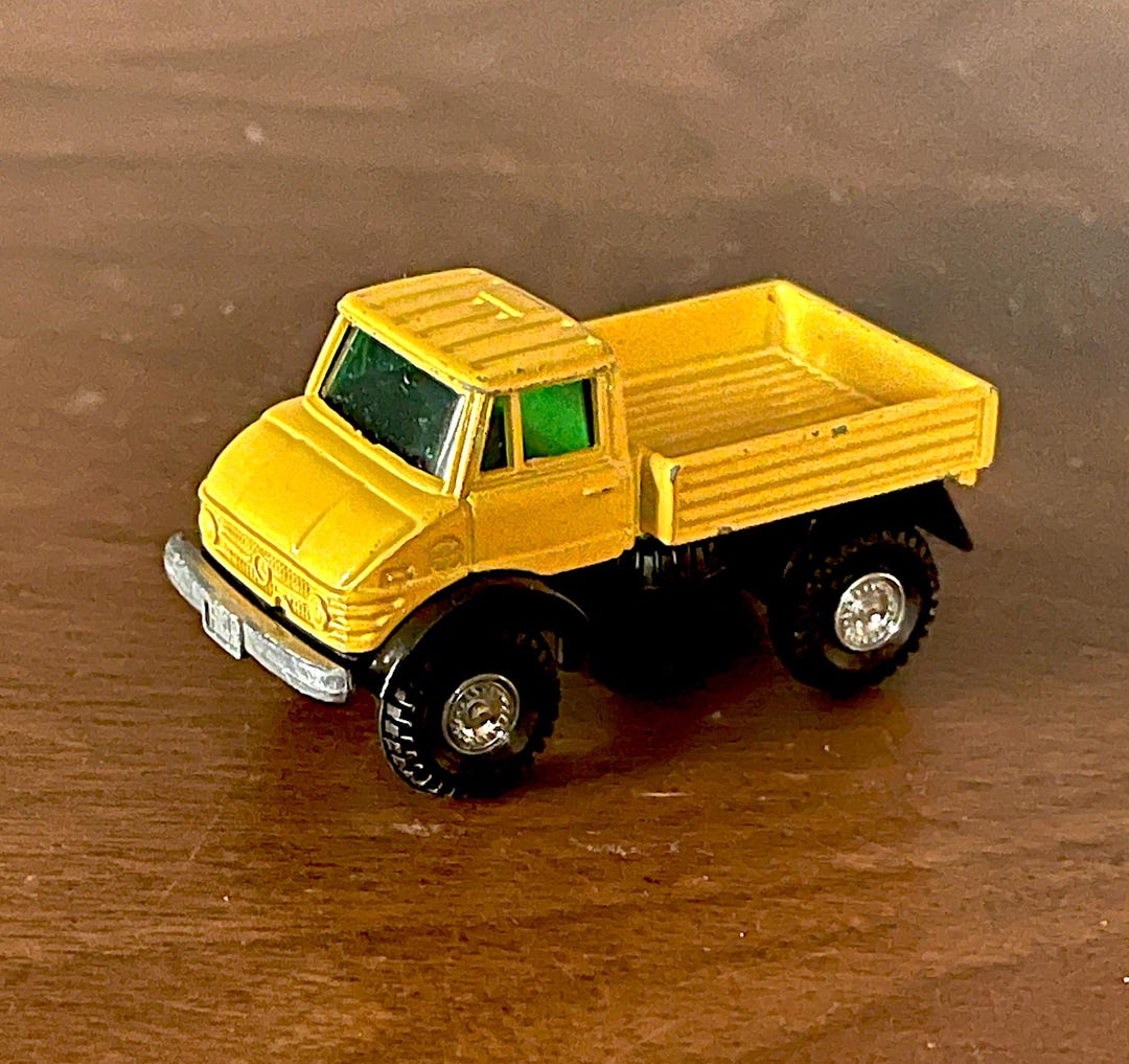 1978 Tomica, UNIMOG, Yellow Flat Bed Truck, No.f41, Made in Japan, S+1/ ...