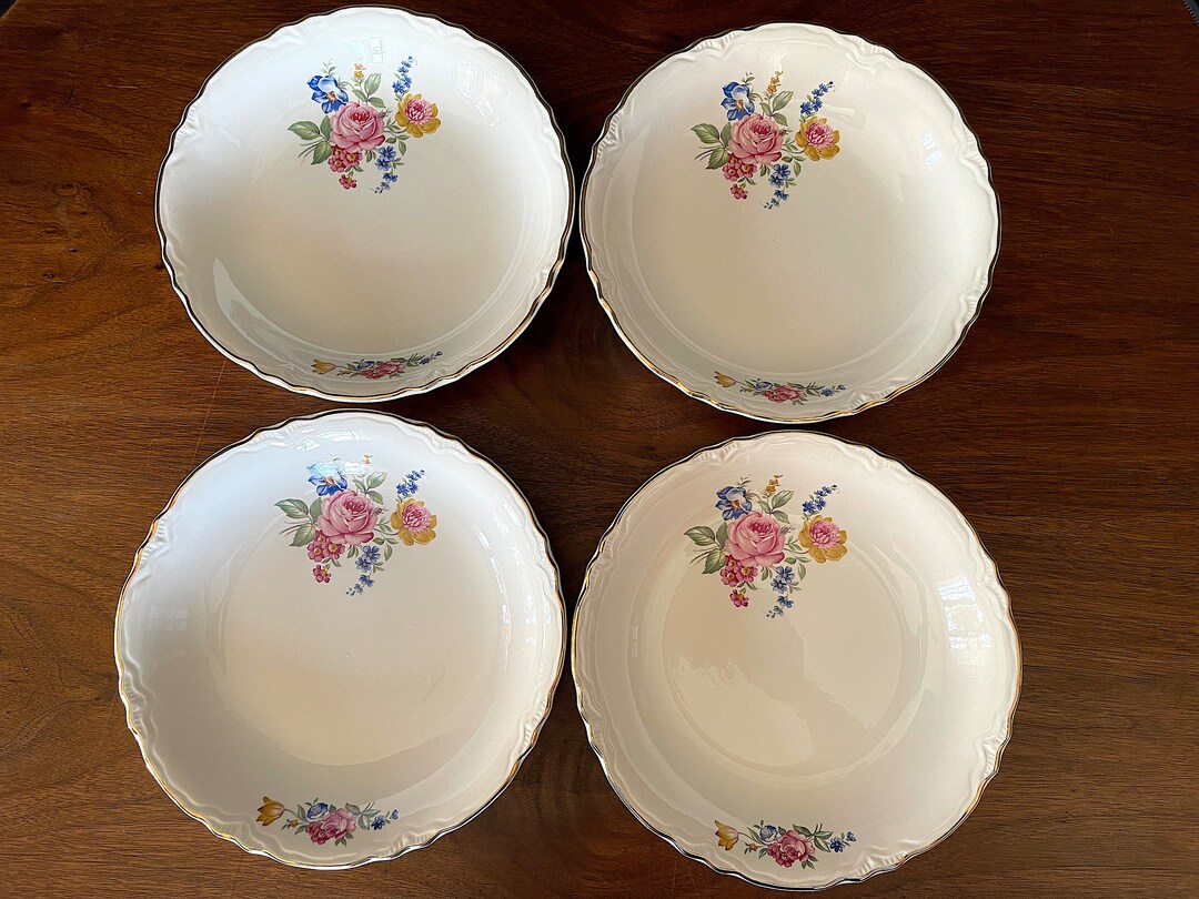 1949-? Homer Laughlin Rhythm Shape, Unknown Floral Pattern, Gold Trim ...