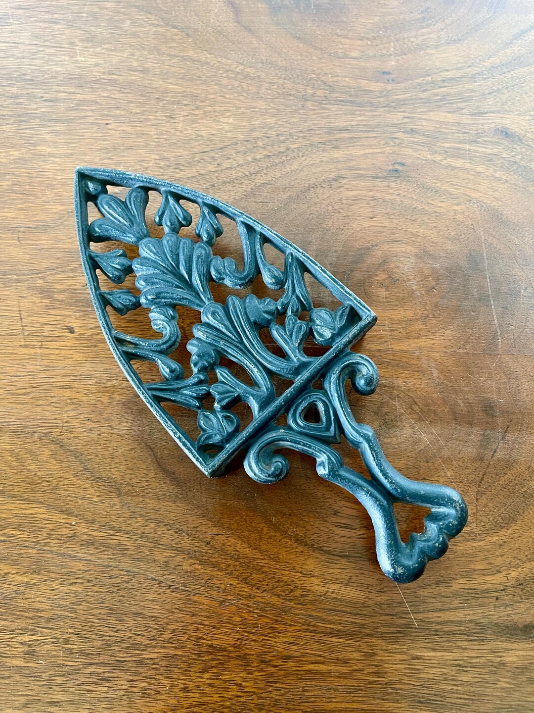 1950's-60's Cast Iron WILTON Trivet, Leaves and Organic Scrolls Design ...