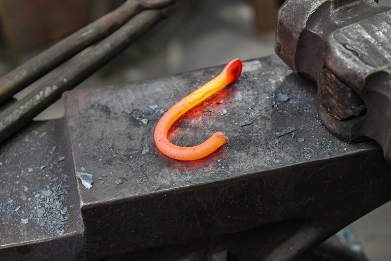 Small Key Hook Round Rustic Modern Jewelry Hanger - Etsy