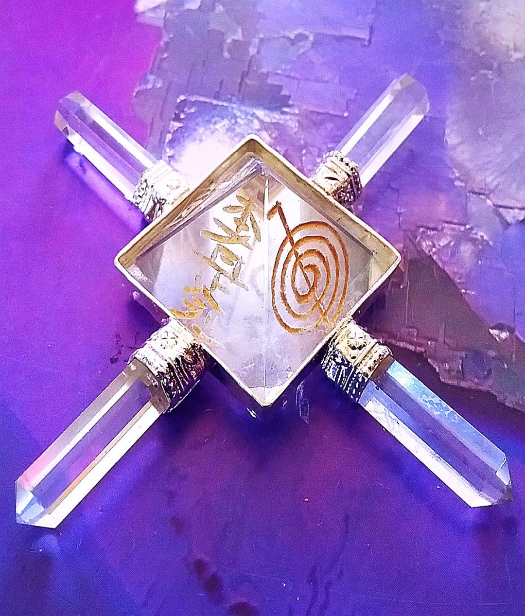 CRYSTAL QUARTZ Generator PYRAMID Generator Solid Crystal - Etsy