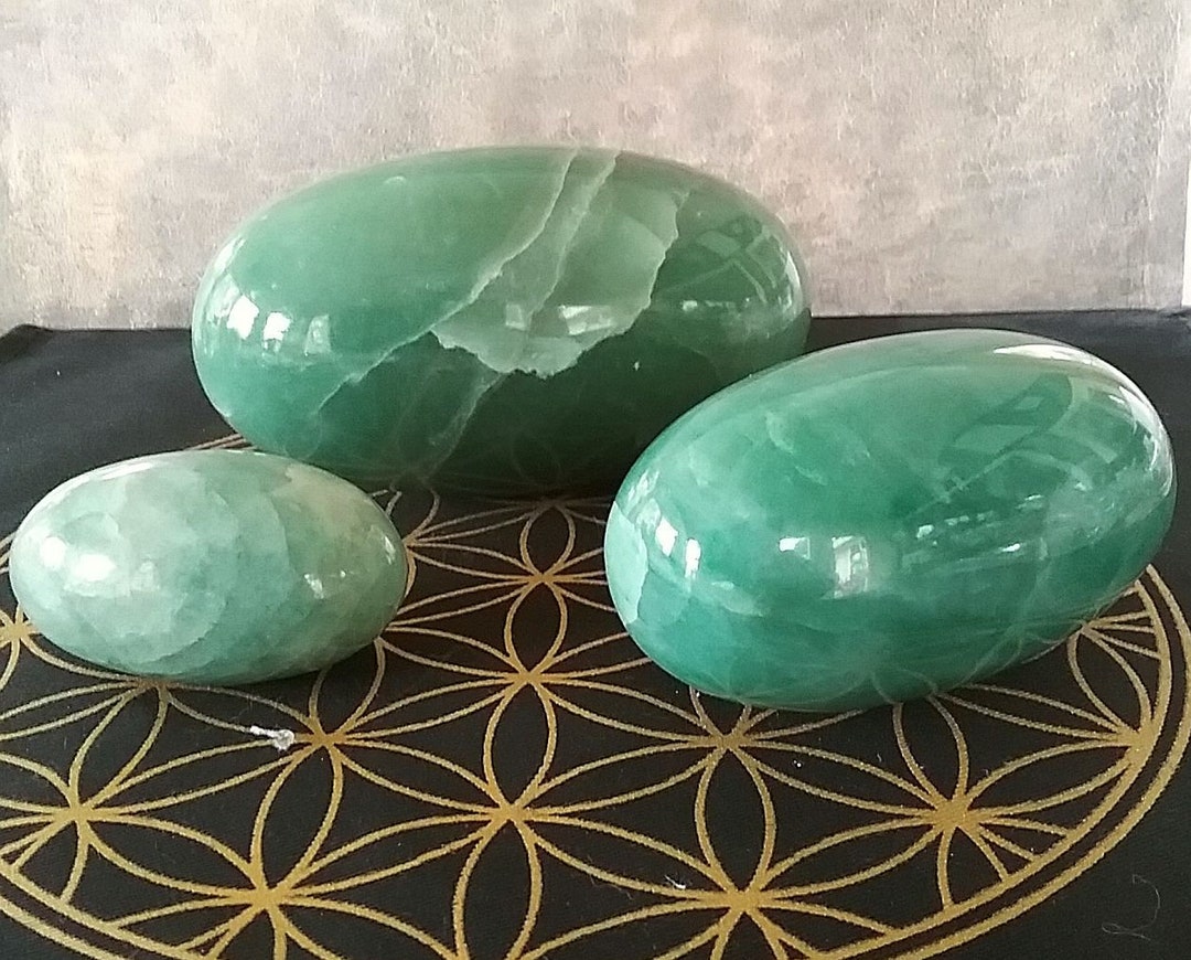 Lingam, Shiva Lingam, Huge AVENTURINE LINGAM, Polished Green Aventurine ...