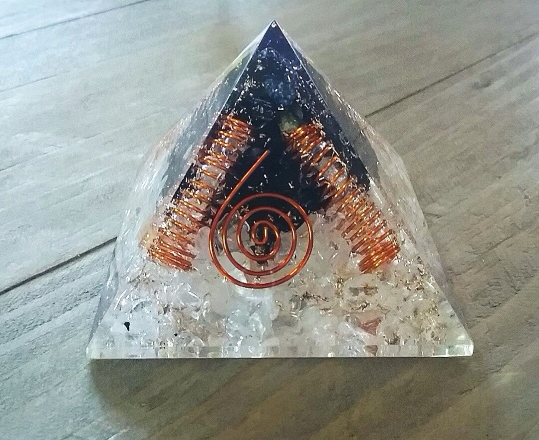 Orgone PYRAMID SHUNGITE Pyramid With Crystal Quartz, 100mm Crystal ...