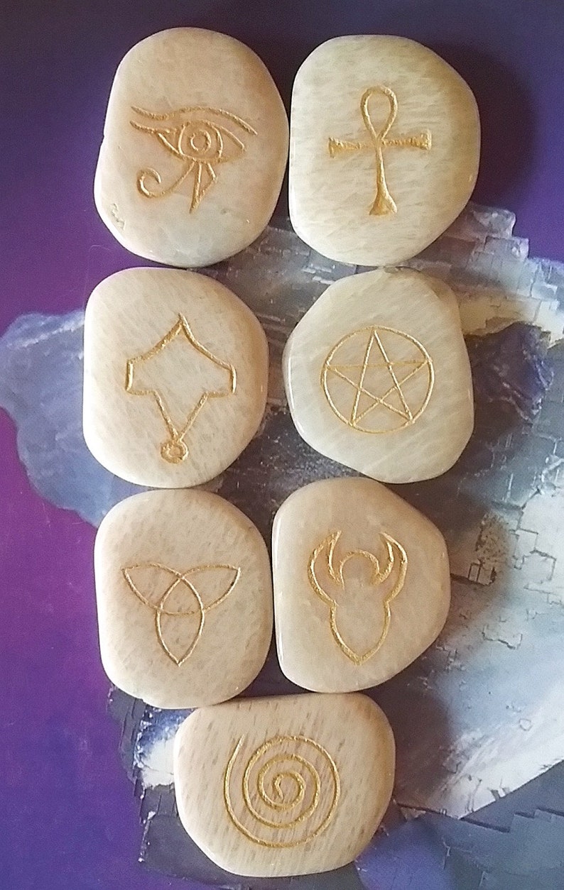 MOONSTONE WICCAN RUNE Set Extra Large 7 Stone Witches Rune - Etsy