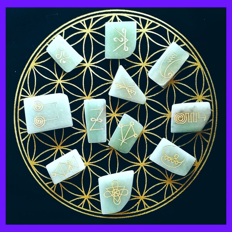 AmazonCrystals - Etsy