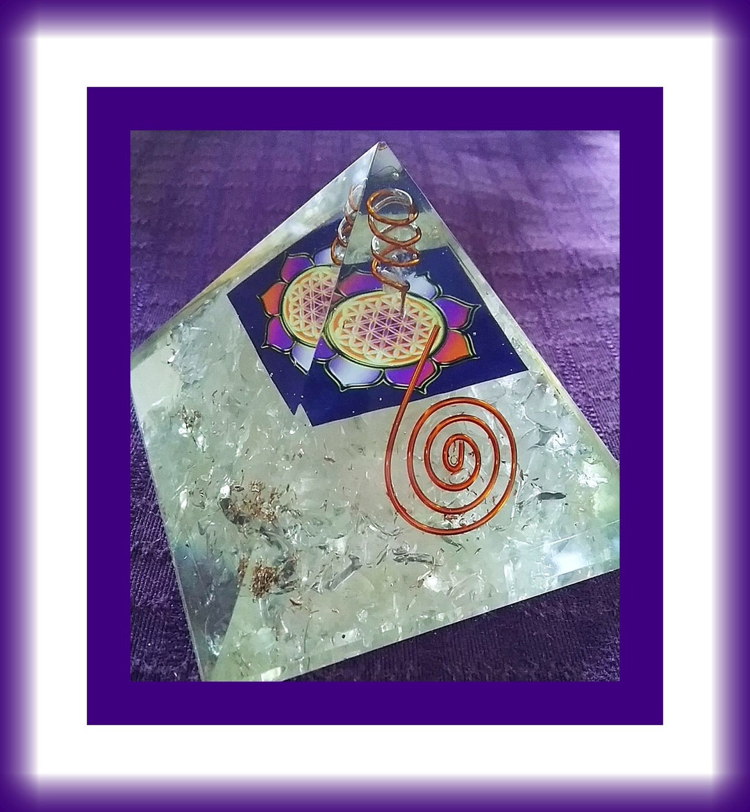 ORGONE Crystal Pyramid, Large CRYSTAL PYRAMID With Rare Ice Quartz ...