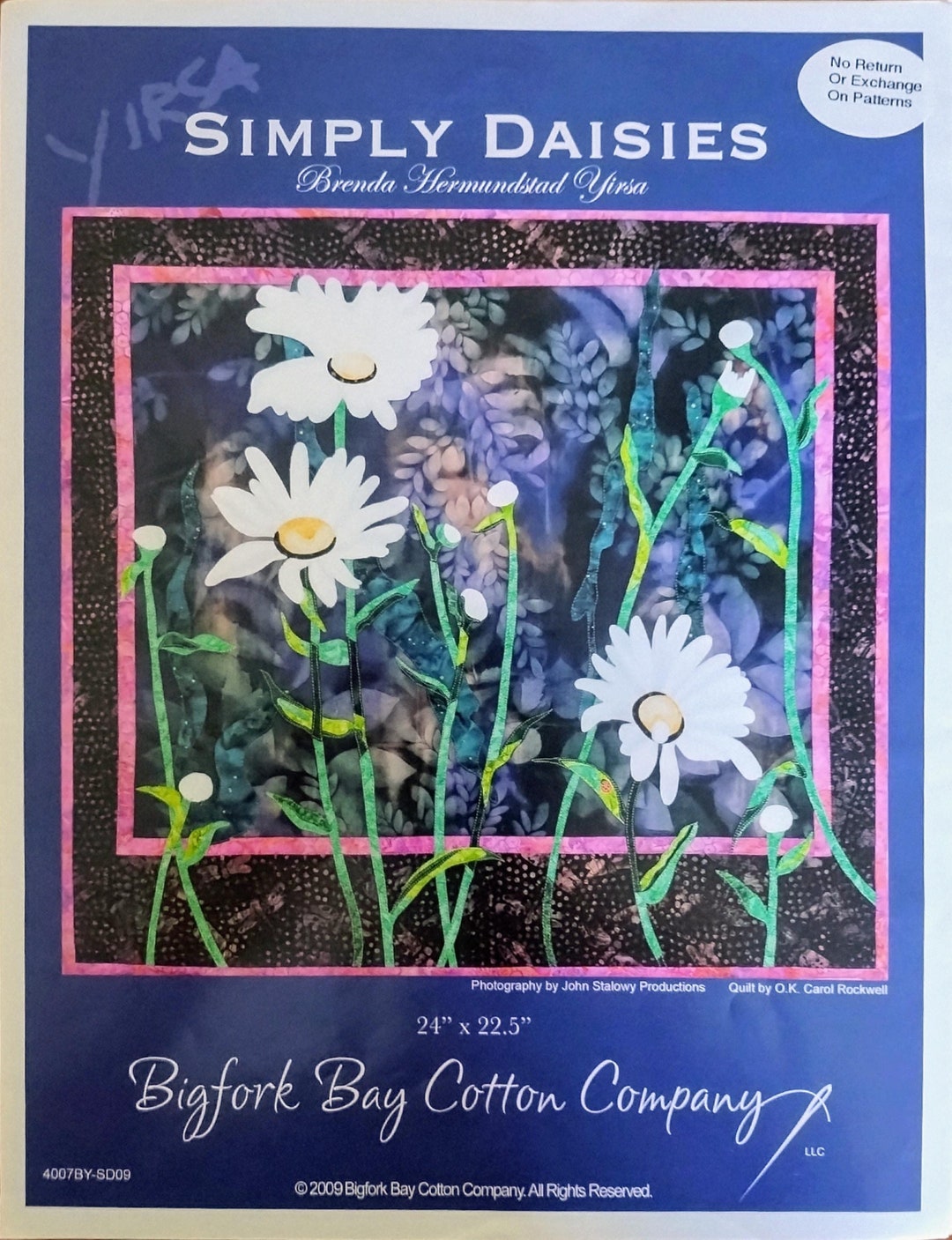 Simply Daisies Pattern for a Floral Wall Hanging Quilt Designed by ...