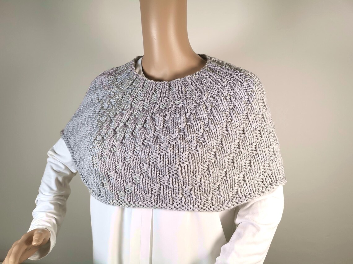 Knitting Pattern Cape Nova Woman - Shoulder Warmer Ladies - Etsy