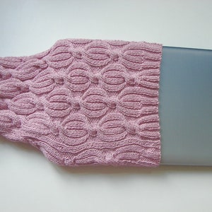 Knitting Pattern Laptop Cover WAVE - Cable Knit Case Tutorial - Knit ...