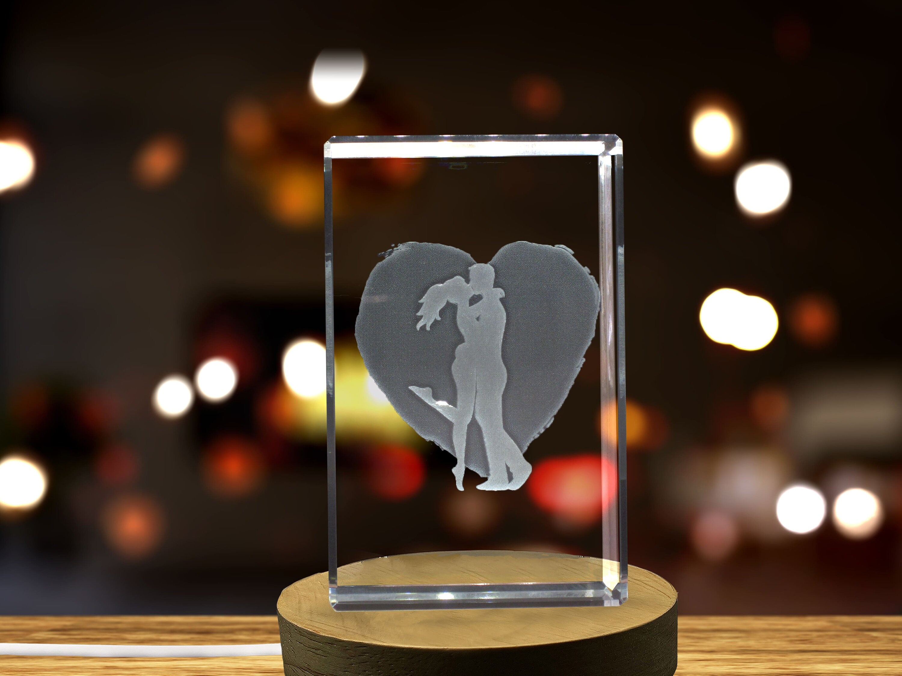 3D Engraved Crystal Kissing Couple: Romantic Keepsake With LED Base ...