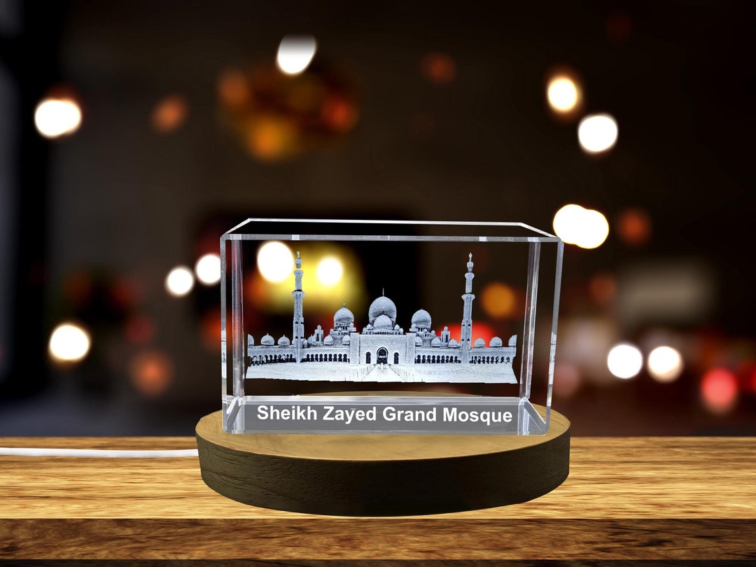 Stunning 3D Engraved Crystal Replica of Sheikh Zayed Grand Mosque in ...