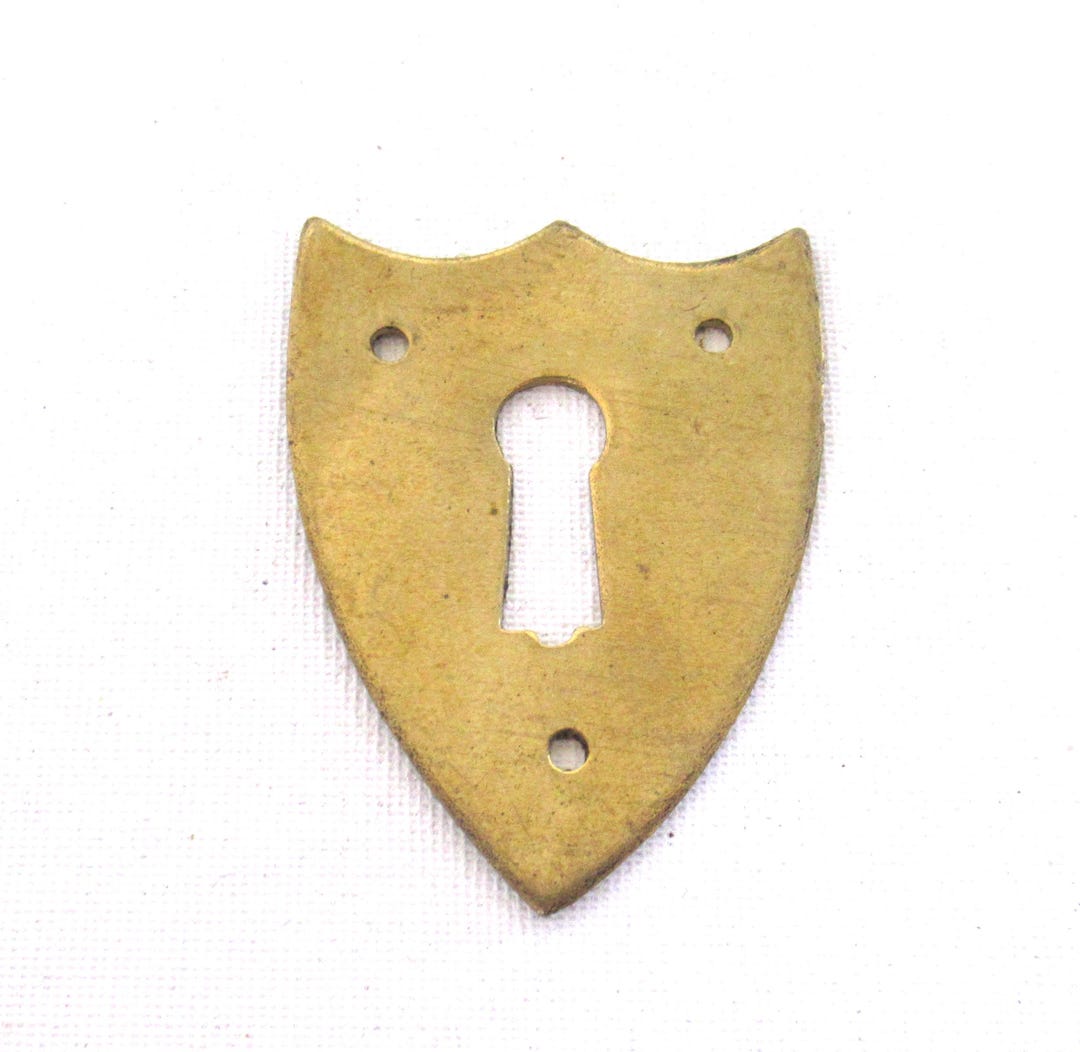 Vintage Brass Escutcheon Shield Shape. 904G13K6 - Etsy