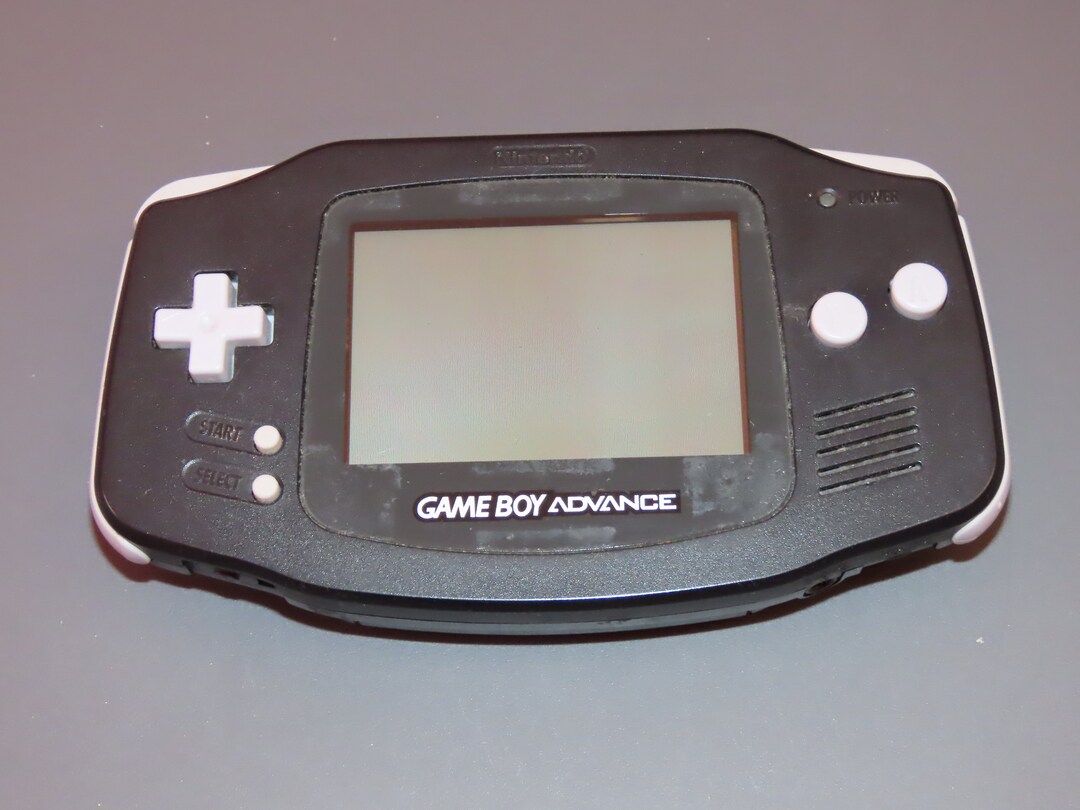 Black Nintendo Gameboy Advance Handheld System Console - Vintage Gaming ...