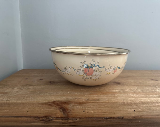 Set of 3 Vintage Enamel Nesting Bowls With Geese Design - Etsy