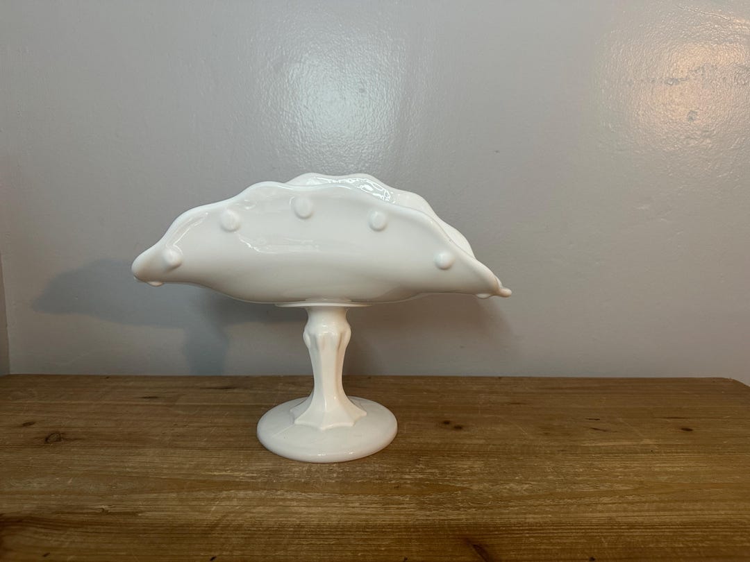 Vintage Milk Glass Banana/fruit Stand With Teardrop Design - Etsy