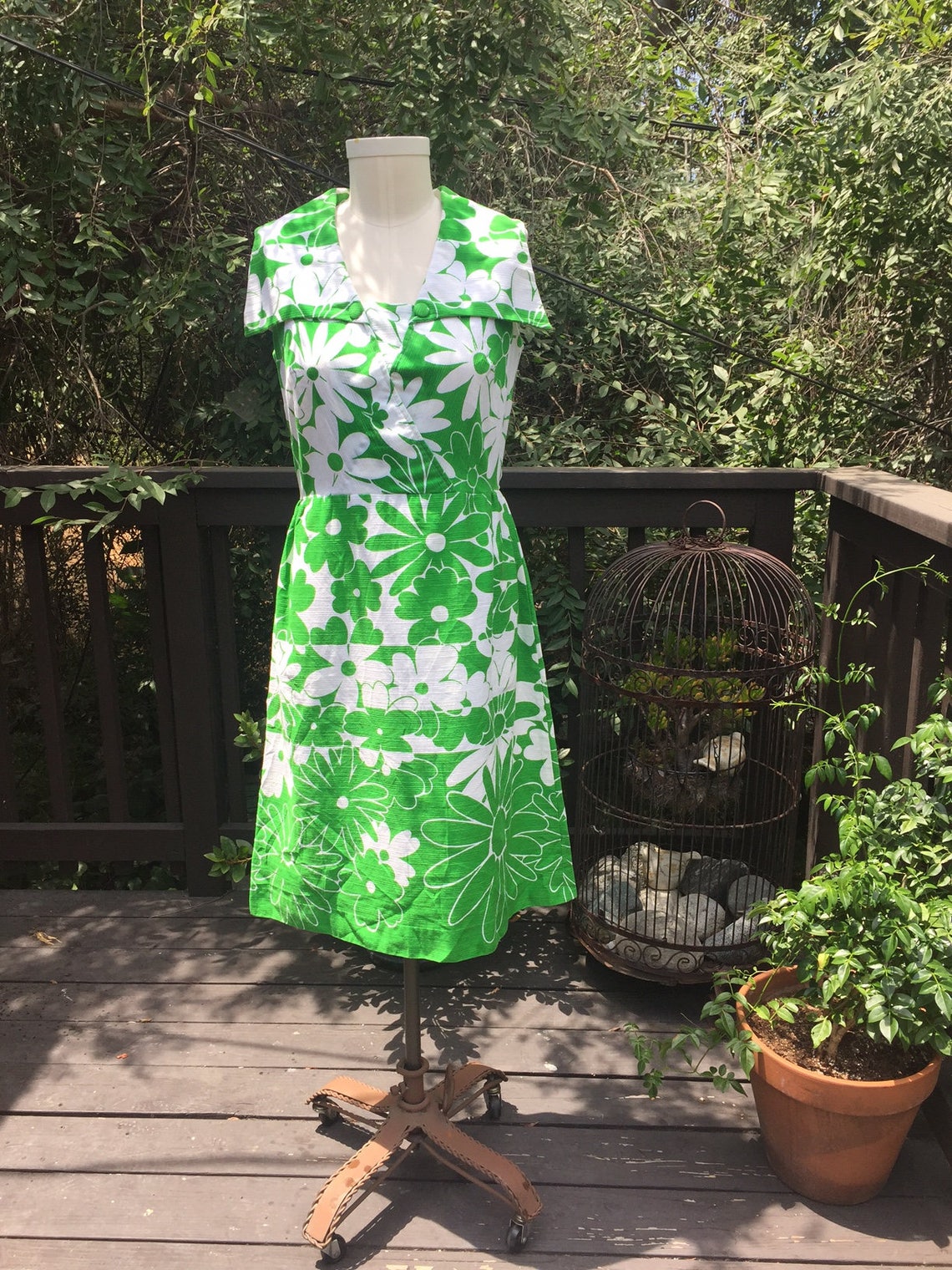 1960's Corduroy Dress With Green and White Flower Print Wide Collar and ...