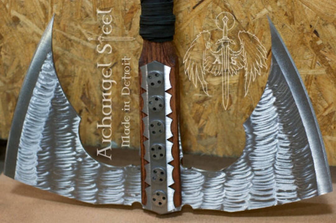 XL 6-button Winged Axe, High Carbon, Heat Treated Steel, Designed ...