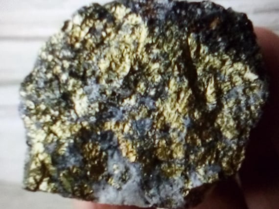 What Does Raw Gold Ore Look Like