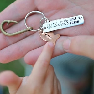 Father's Day Gift for Grandpa, Grandpas Best Catch Keychain ...