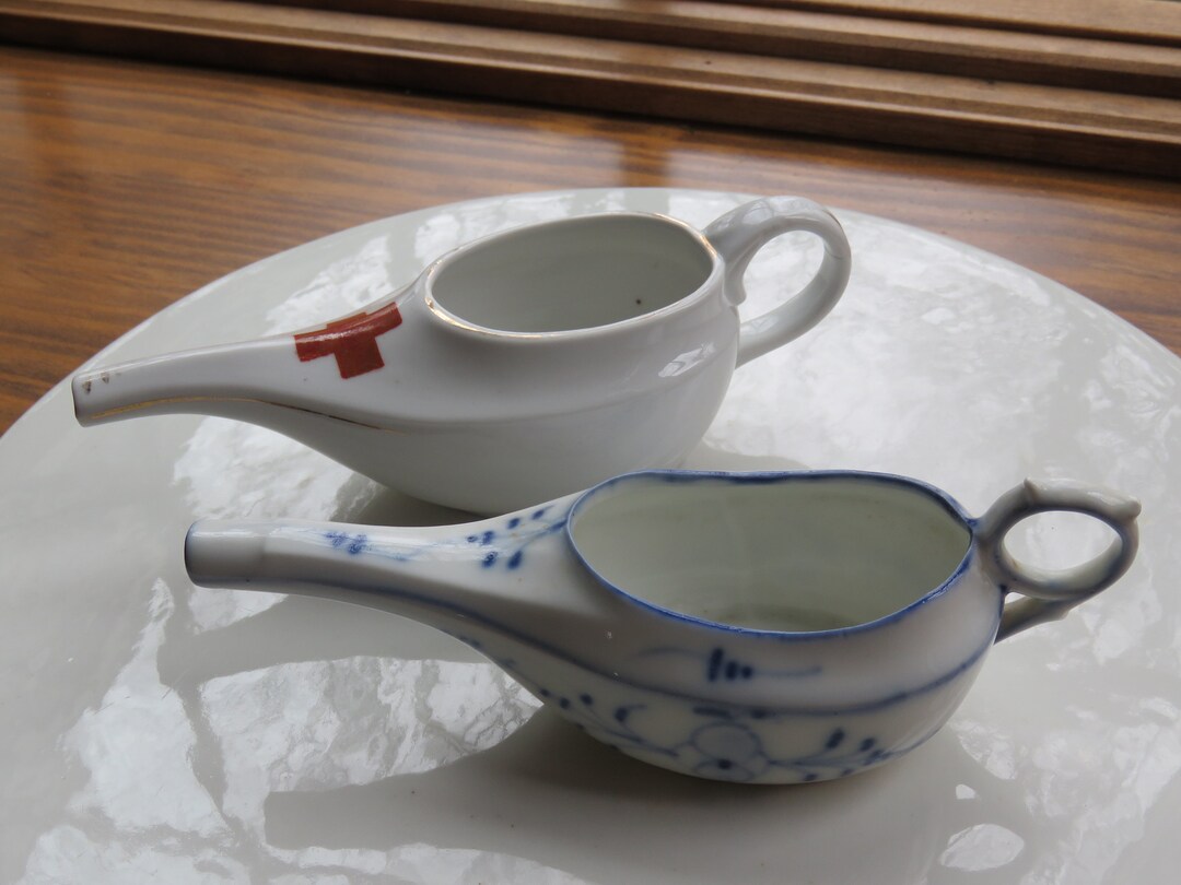 Two Vintage Invalid Feeders, Red Cross, Blue Onion, Meissen Germany ...