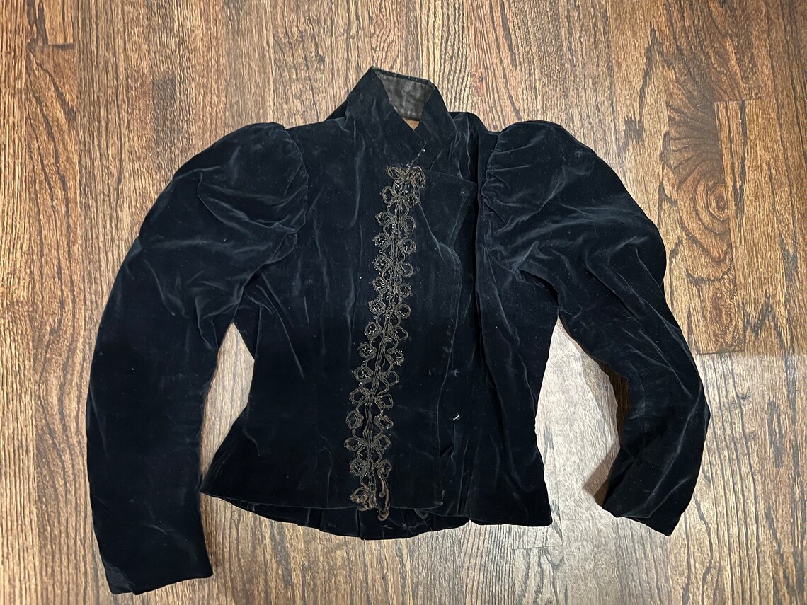 Victorian Velvet Mourning Jacket With Beaded Detail. Size XS - Etsy