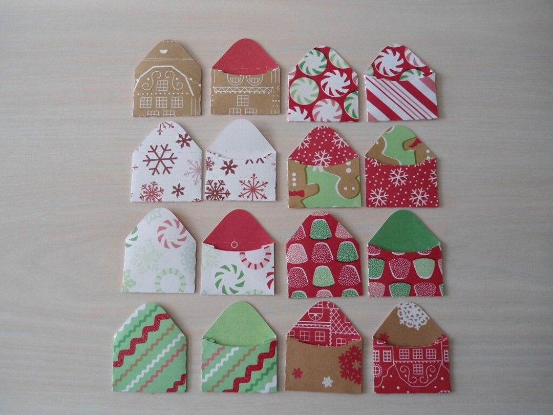 16 Mini Christmas Envelopes Assorted Holiday Designs Printed Cardstock ...