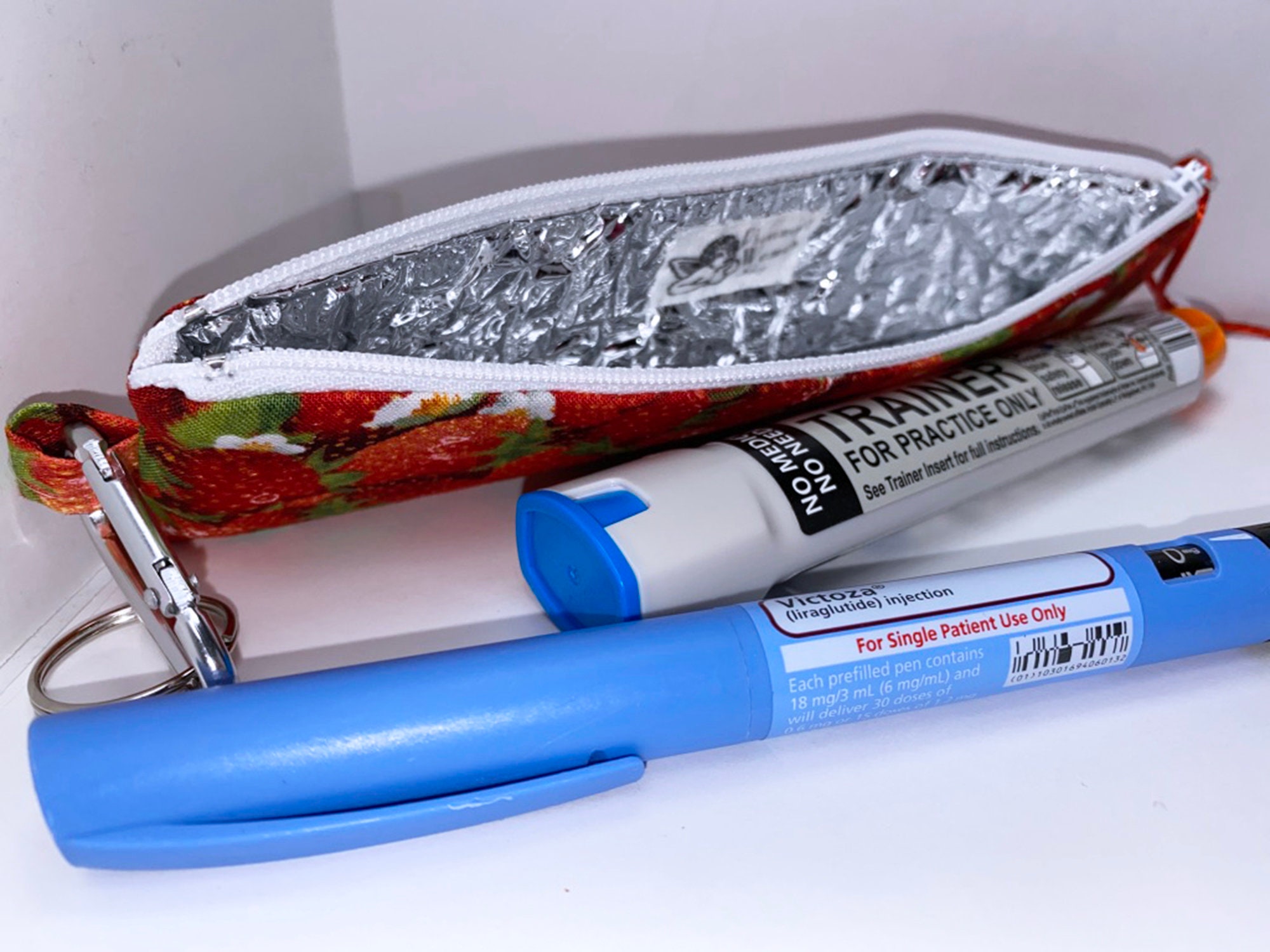 Strawberry Auto Injector Case Single EpiPen Case Diabetes - Etsy 日本