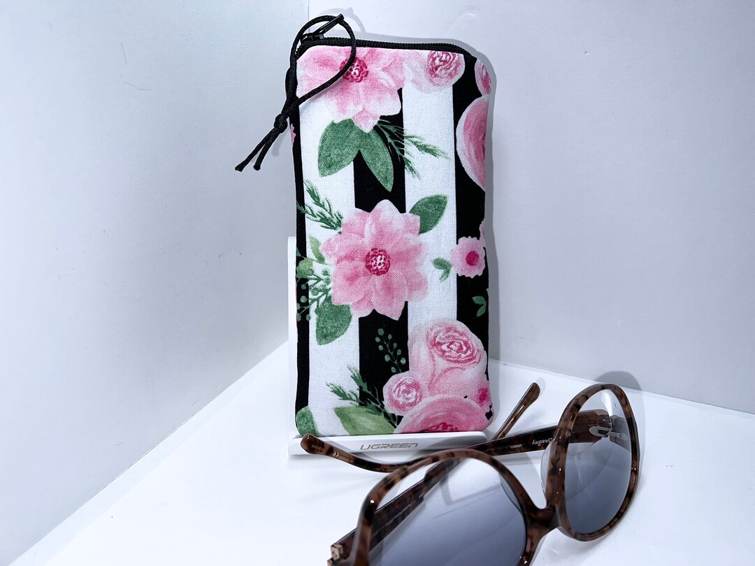 Pink Roses Glasses Case, Spectacles Pouch, Thickly Padded Eyeglass Case ...