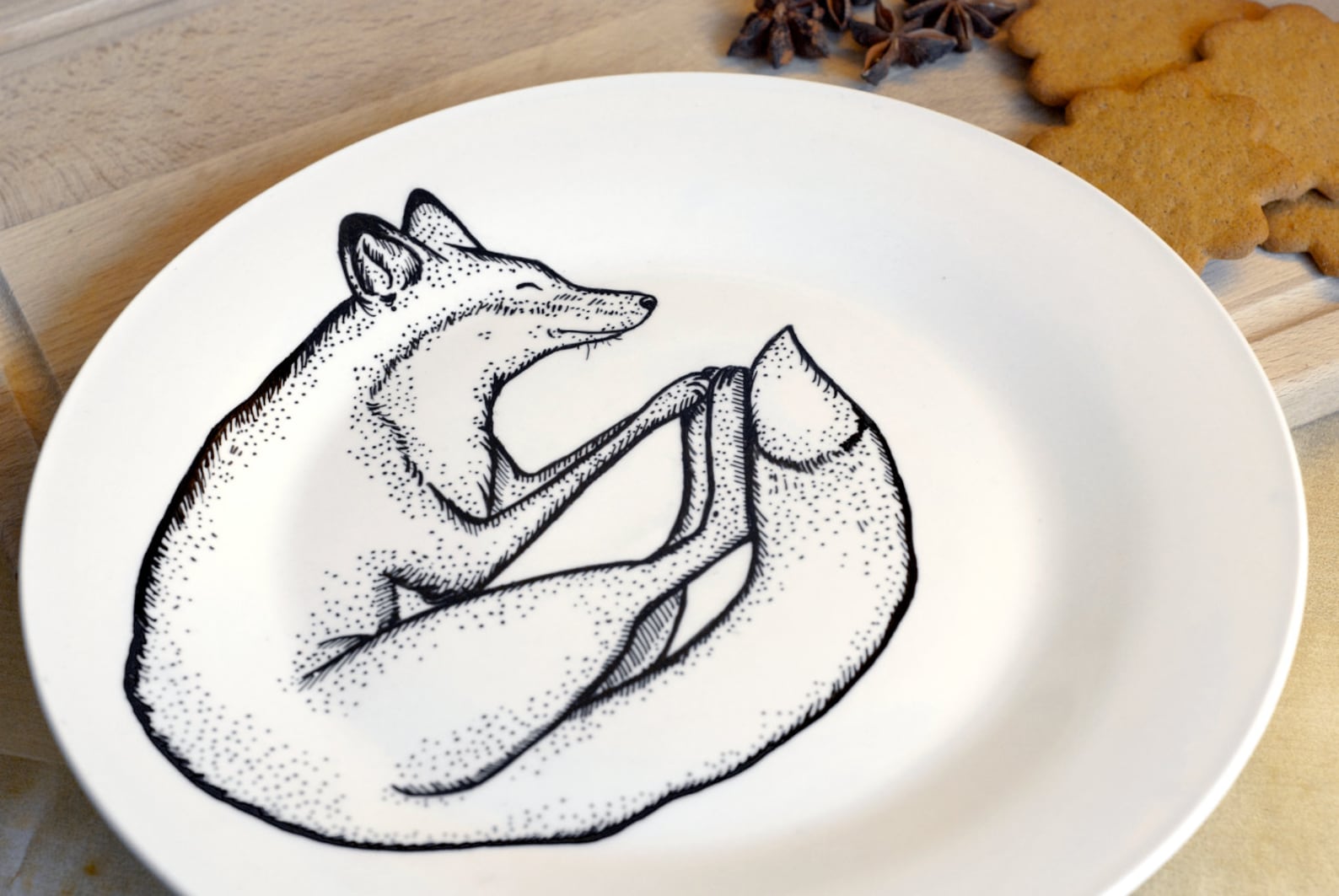 Sleeping Fox Plate Decorative Hand Painted Illustrated - Etsy