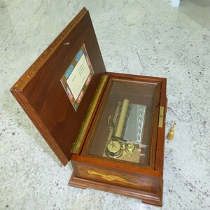 Vintage Reuge Swiss Music Box: Beethoven's Symphony, 72 Key - Etsy