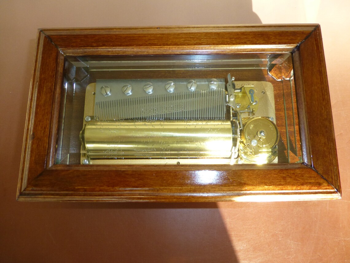 Vintage Reuge Music Box 72 / 3 Beethoven Edition Beautiful Wooden and ...