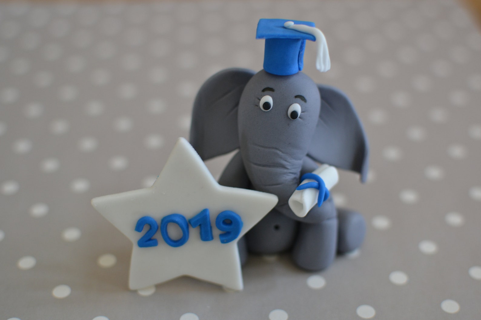 Graduation Elephant Cake Topper Fondant Graduation Elephant - Etsy