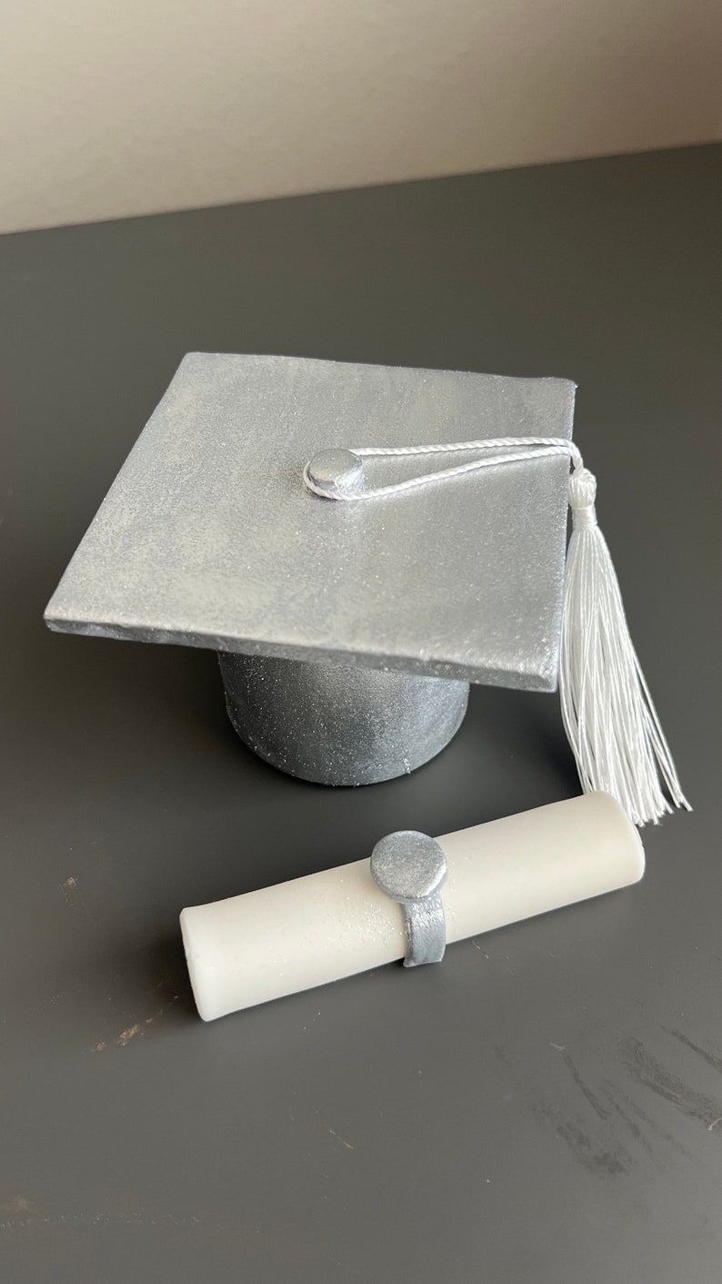 Fondant Silver Graduation Cap and Diploma Cake Topper With Silk Tassel ...