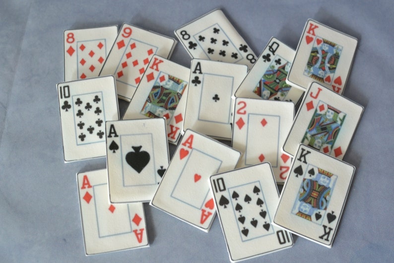 Edible Playing Card Cupcake Toppers: Fondant Cake Decorations - Etsy