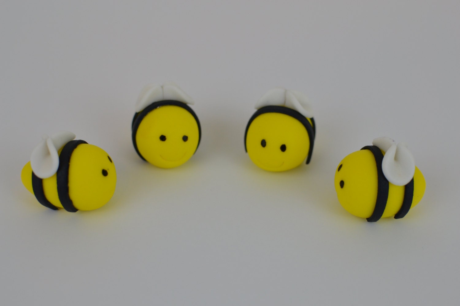 12 Edible Bumble Bee Cake Topper Fondant Set | Etsy