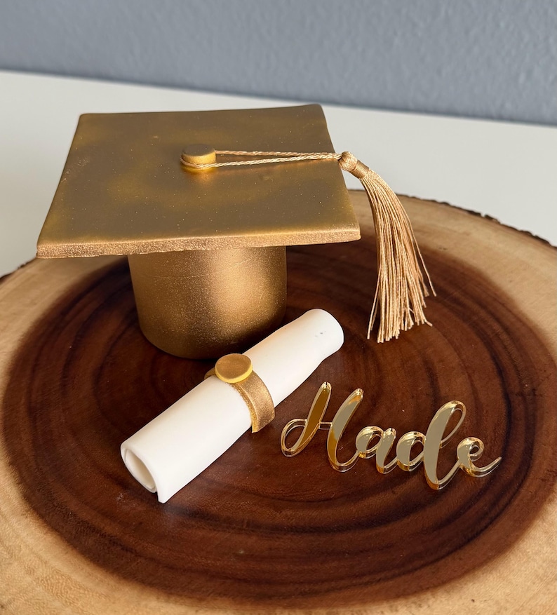 Fondant Gold Graduation Cap Cake Topper With Silk Tassel With Name ...