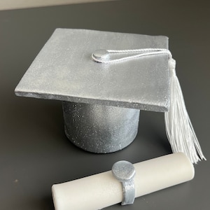 Fondant Silver Graduation Cap and Diploma Cake Topper With Silk Tassel ...