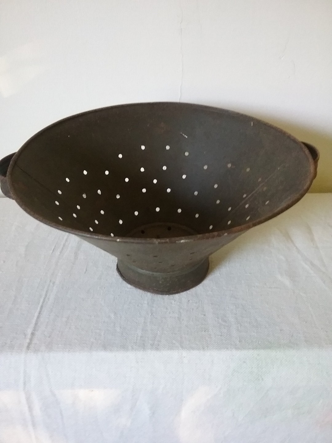 Vintage Metal Colander - Etsy