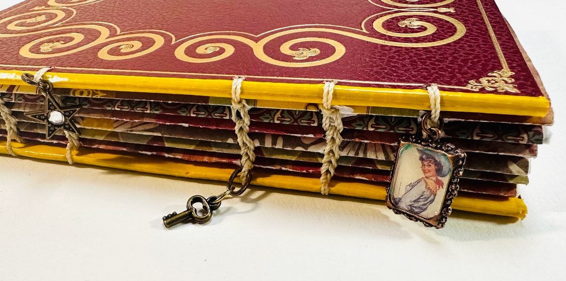 Coptic Stitch Upcycled Beautiful Art or Writing Journal With - Etsy