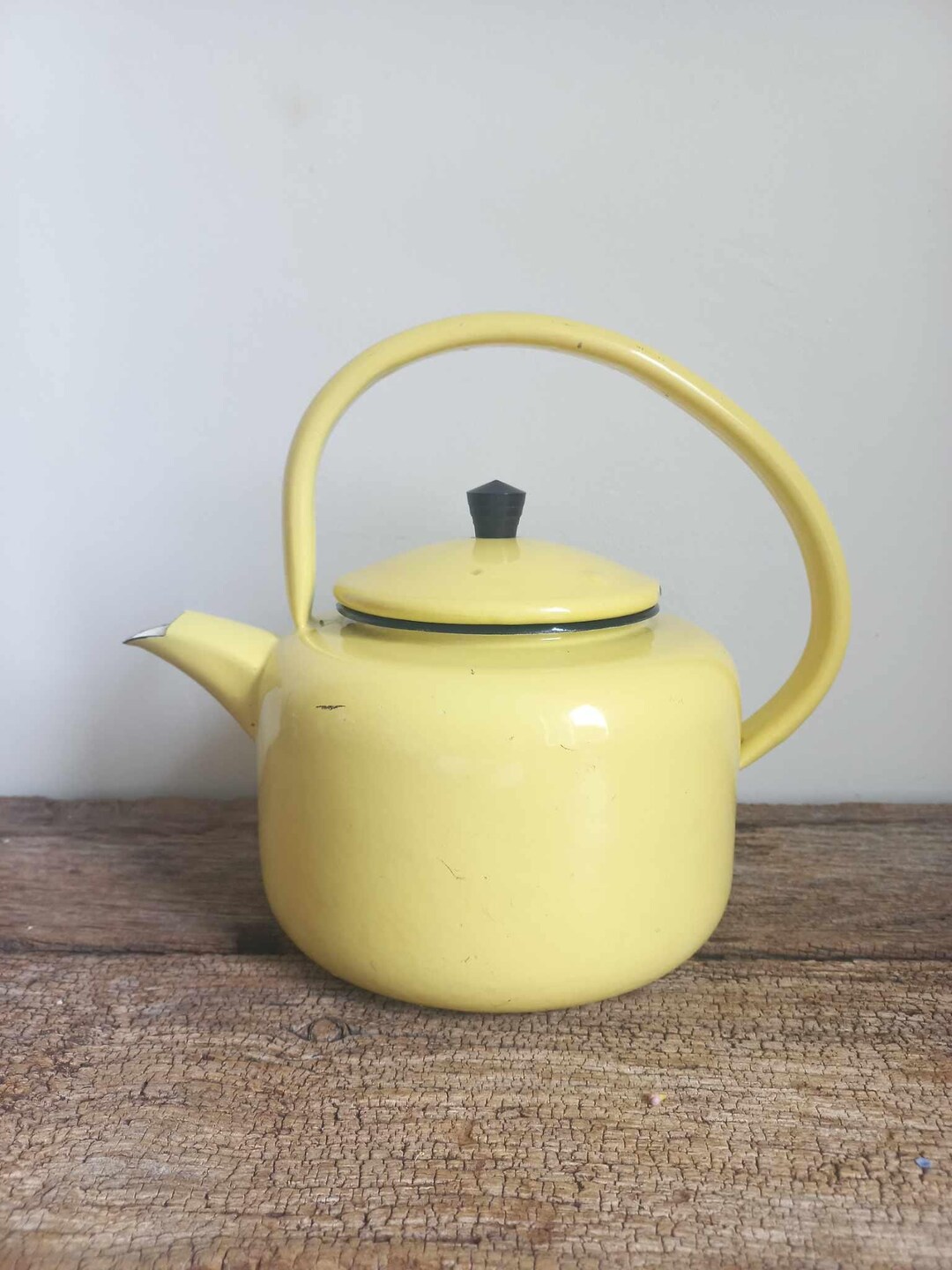 Vintage French Enamel Kettle in Yellow and Black Chippy Paint ...