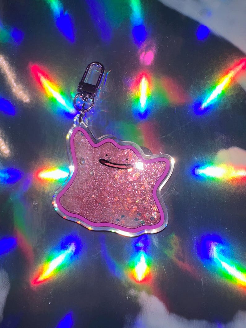 Ditto - 2.5” Liquid Glitter Quicksand Acrylic Keychain - Etsy